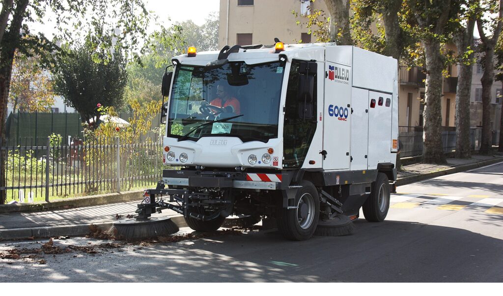 Dulevo 6000 CNG - SweepersnScrubbers