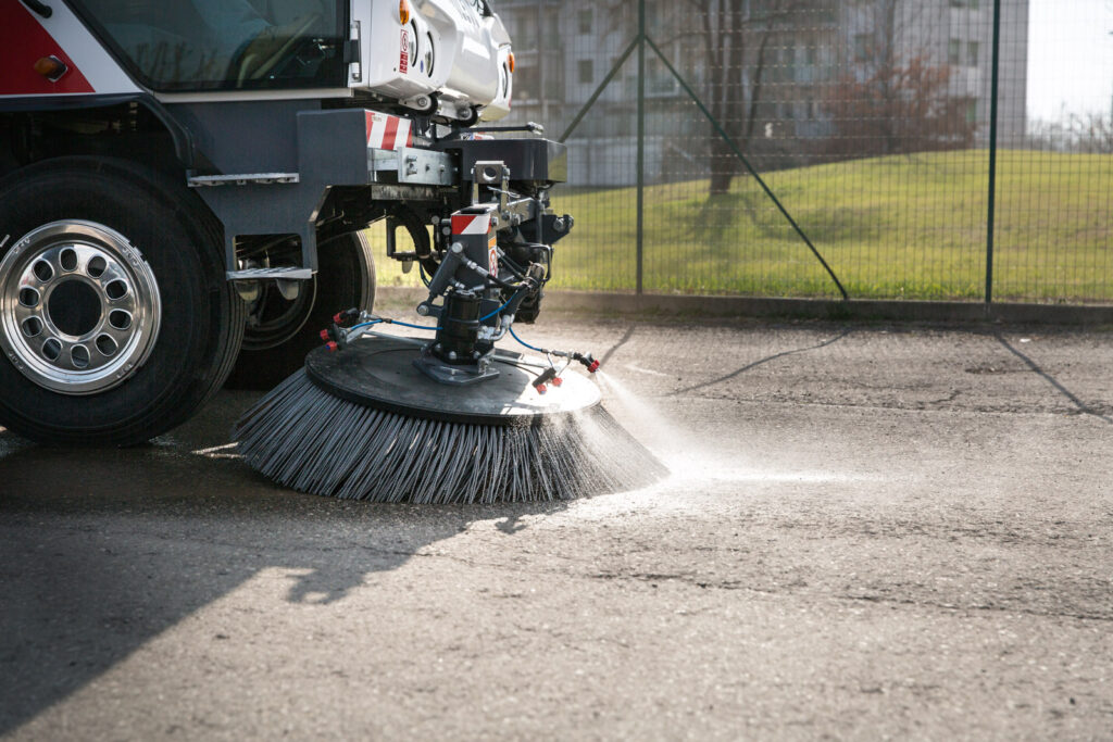 Dulevo 6000 CNG - SweepersnScrubbers